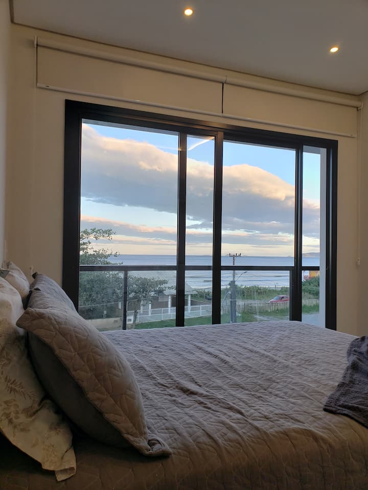 Apto Novo De Frente Para O Mar - Itapoá