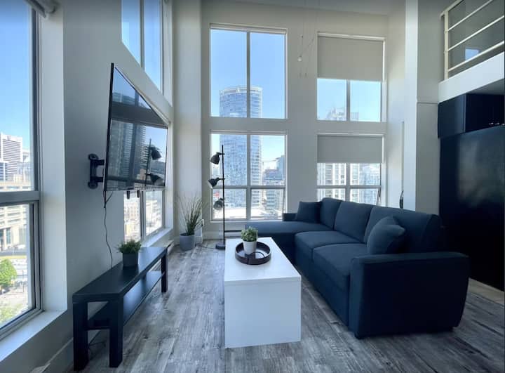 Queen Studio In The Heart Of Downtown - Vancouver