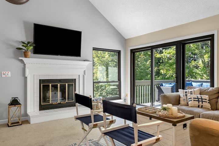* Keowee Key* Lake* Fireplace*golf*tennis*gym* - Lake Keowee, SC