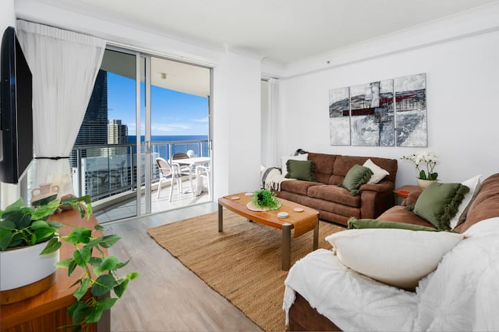 Chevron 32nd Flr: Ocean Views, Balcony, Pools, Spa - Surfers Paradise