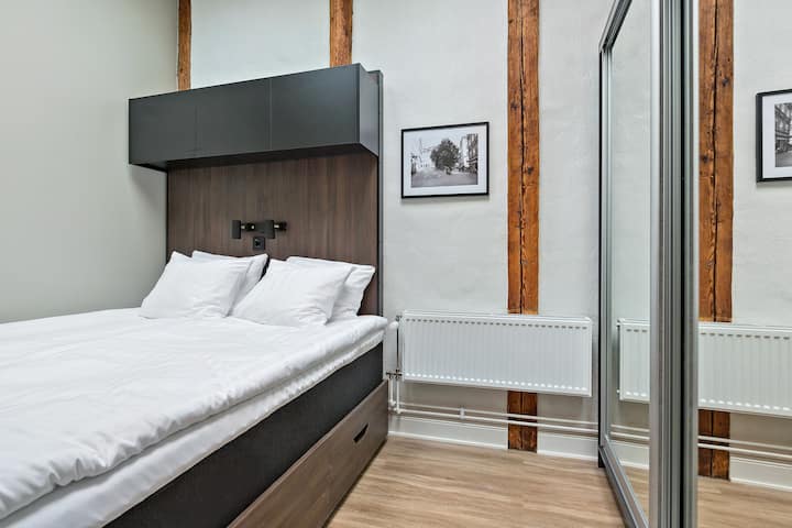 Hotel At Old Town Queen Room - Solna