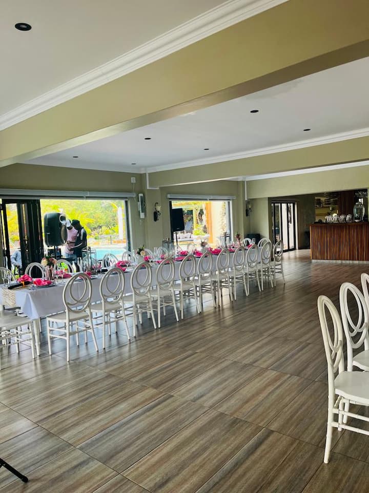 Xirhandziwa M Lodge - Thulamahashe