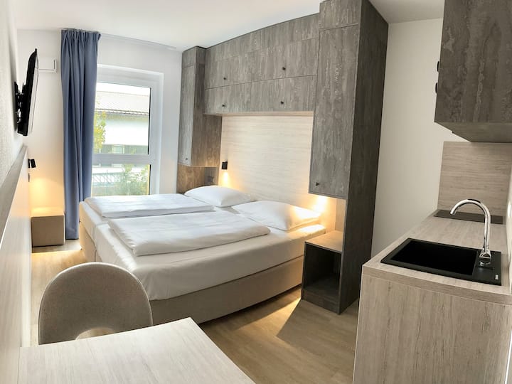 Studio Apartment Mit Küche - Neubiberg