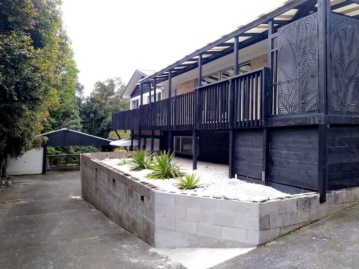 Large Family House - Auckland