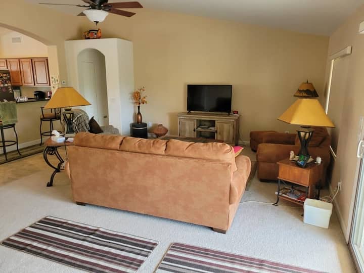 Home In Foothills Of The Santa Catalina Mountains - Saddlebrooke, AZ