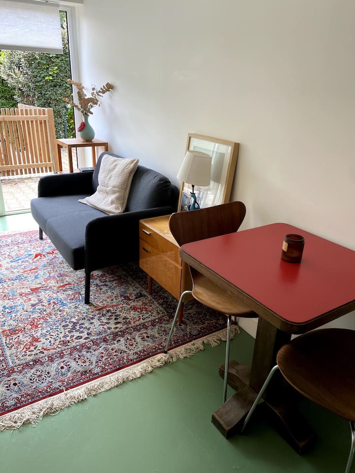 Tiny House In A Residential Area - Biarritz