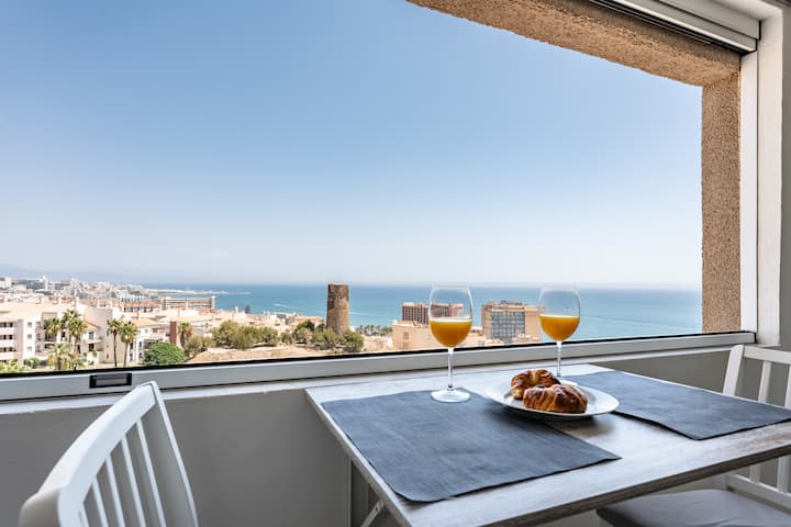Breathtaking Apartment, Amazing Views, Pool, Beach - Benalmádena