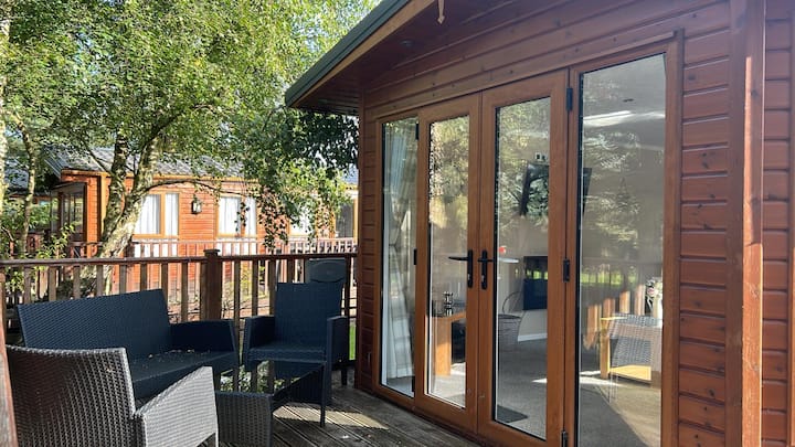 Rose Wood Lodge With Hot Tub Felmoor Park - Northumberland