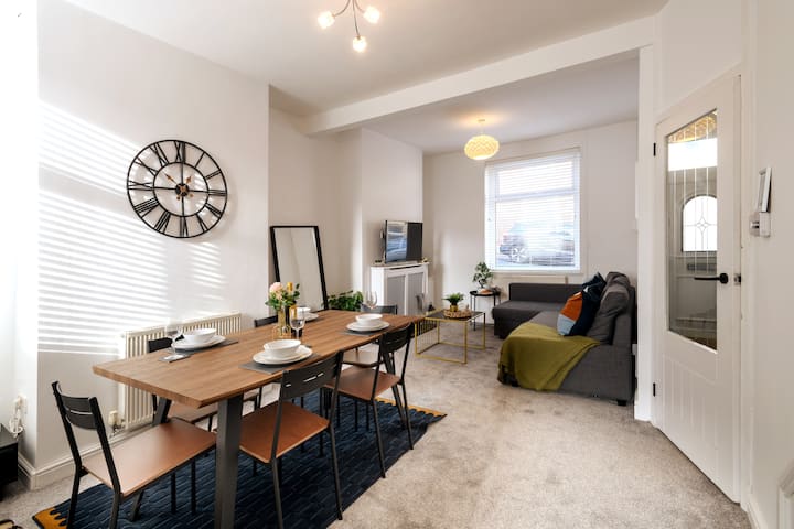 Asher Suite By Koya Homes-2-bed Home-free Parking - Barry
