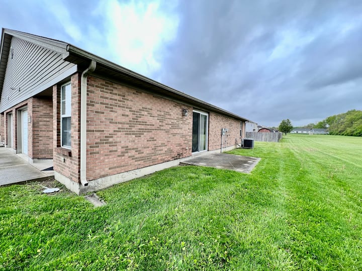 Lovely Remodeled 2 Bedroom In Middletown, Ohio - Middletown, OH