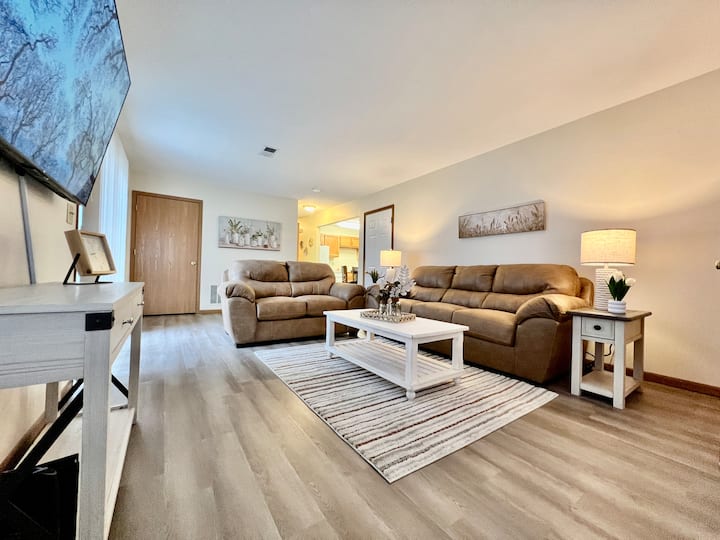 Lovely Remodeled 2 Bedroom In Middletown, Ohio - Middletown, OH