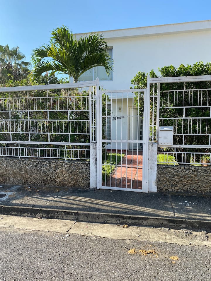 Seguridad Y Tranquilidad - Caracas