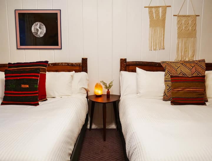Standard Double Queen In Boutique Wrightwood Hotel - Wrightwood, CA