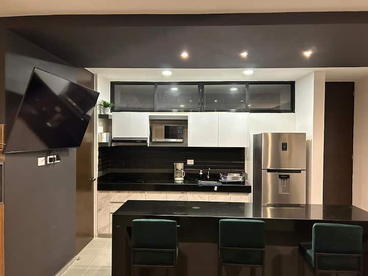 Casa Con Piscina Privada Y Gran Estilo En Mérida - Mérida