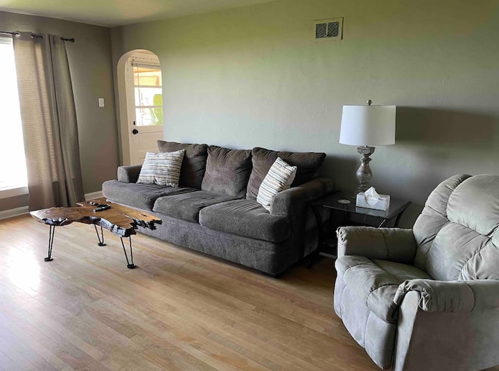 Waterfront Cottage, 15 Minutes To Lambeau! - Green Bay, WI