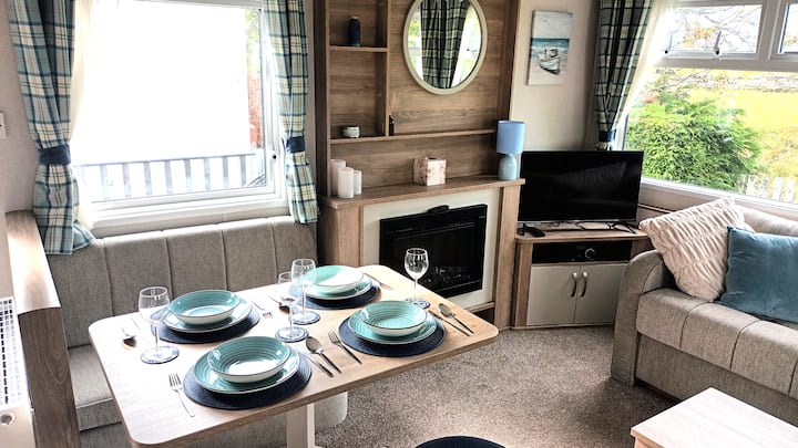 Suki - Up To 6 Berth Cabin, New. - Dornoch
