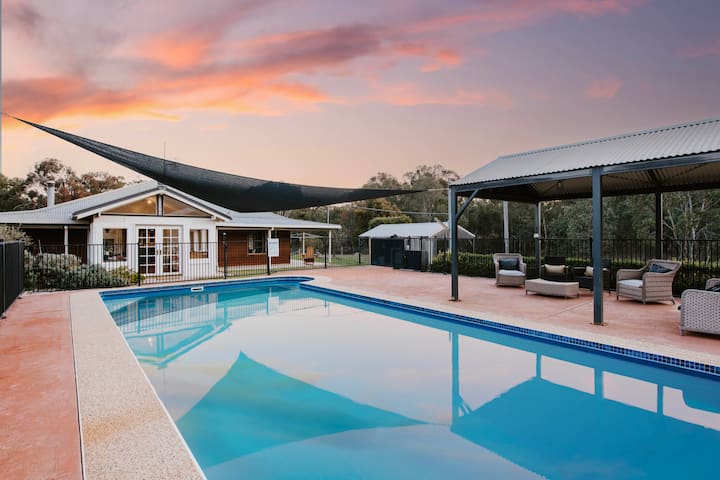 Wilpine: Poolside Country Luxury Near Town - Mudgee