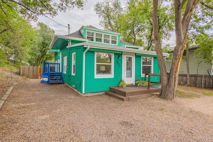 Built In 1903. Updated 120 Years Later In 2023! - Colorado Springs