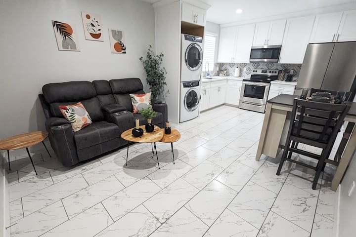 Cozy Home W/pet Friendly Fenced Backyard & W/d - Peoria, AZ