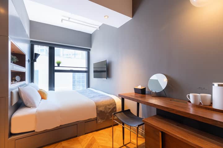 King Bed Room In Yau Ma Tei - Hongkong