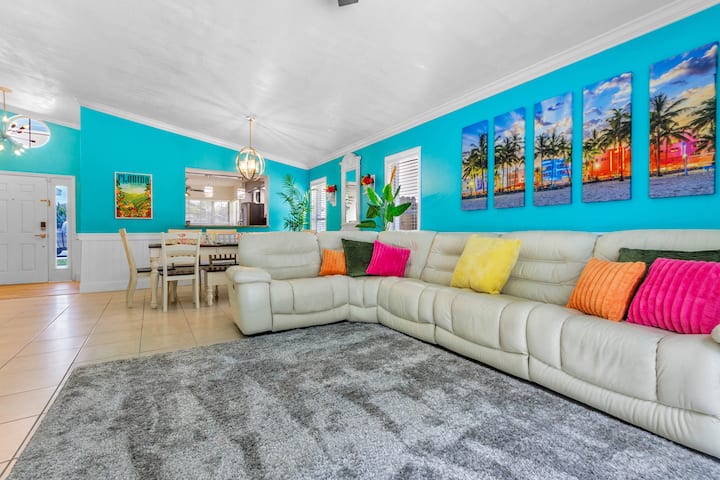 Cozy Tropical Getaway W/ Free Heated Pool! - Orlando International Airport (MCO)