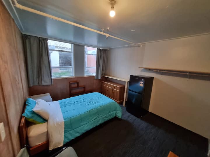 Rest Up After A Day Of Travelin - Balclutha