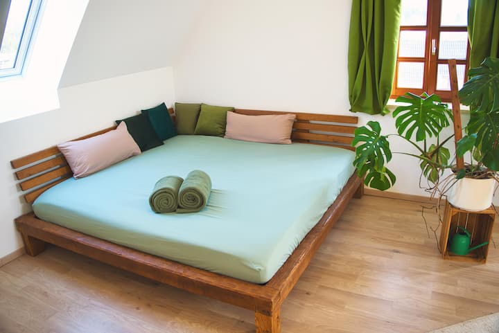 Luxurious Apartment For 8, Kitchen Balcony Netflix - Allershausen