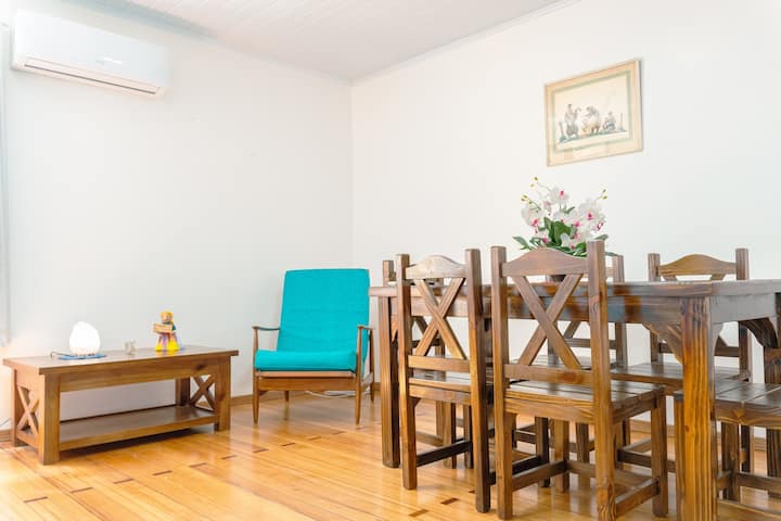 Tu Estadía En Montevideo - Montevideo