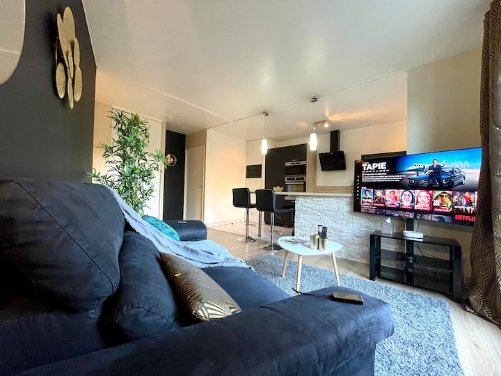 Appartement 2 Ch, Central, Parking, Proche Gare - Bondoufle