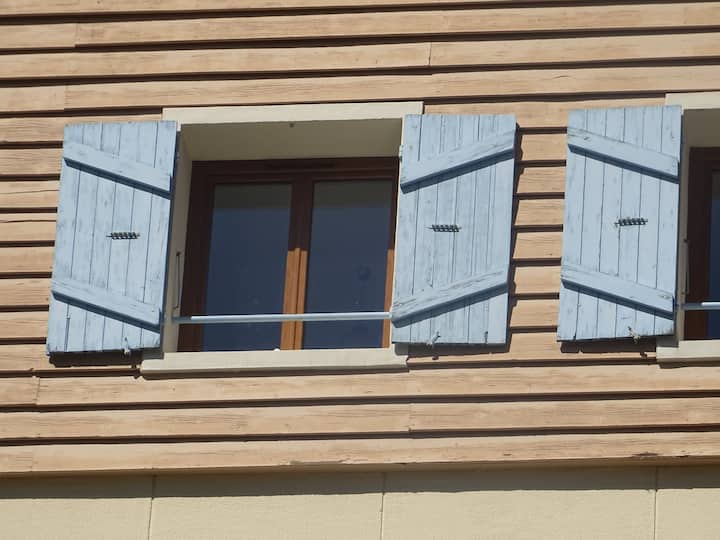 Les Volets Bleus - Modane