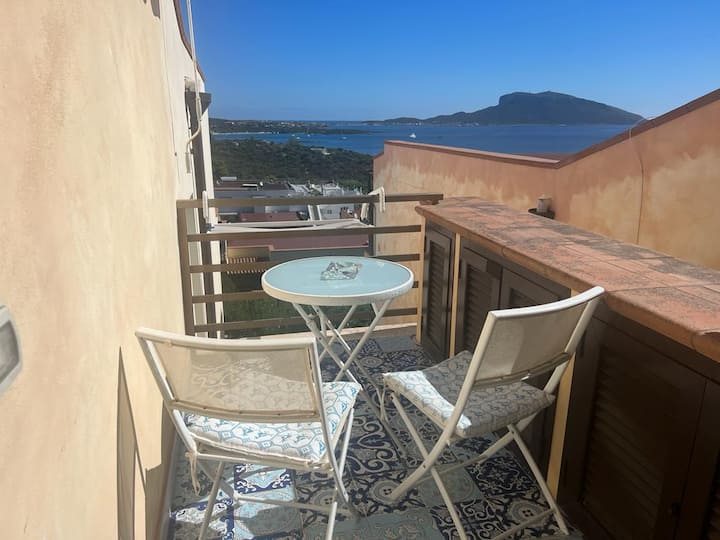 Moderno Appartamento Vista Mare - Golfo Aranci