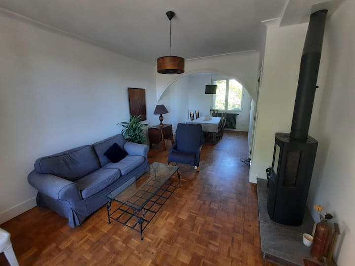 Maison Au Calme, Prés Du Centre, Parking Privé - Angoulême