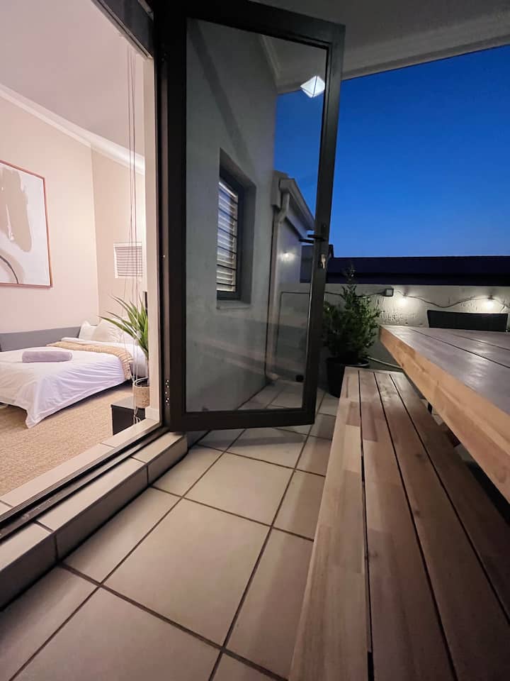 Urban Elegance - Bryanston - Sandton