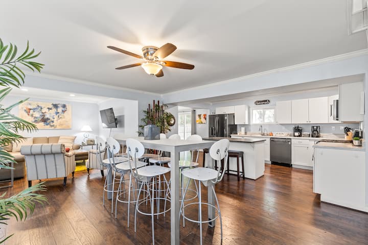 The Bamboo House! Dog-friendly Home N Rva Sleeps 8 - Richmond, VA