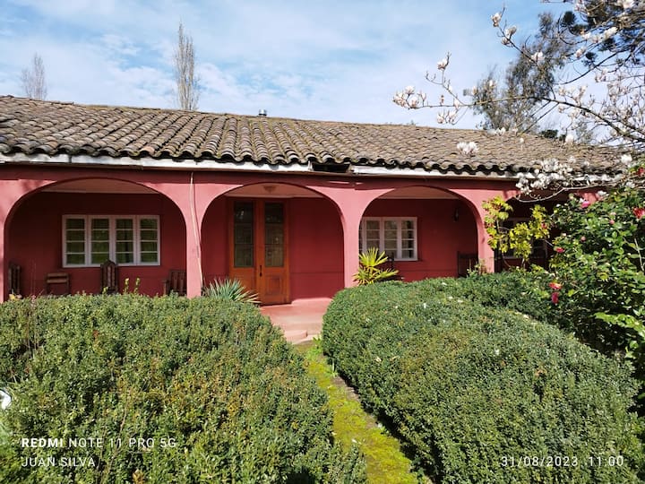 Casona De Campo. | 6 Hab + Salón - Linares, Chile