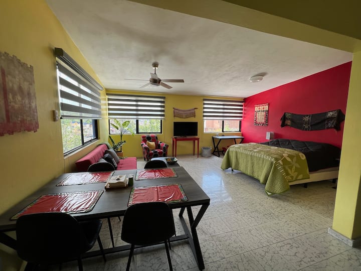 Charming, Serene Artful Studio - Guanajuato