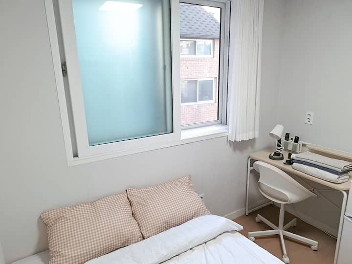 익선동/ 종로구/ 원룸아파트/  1 Rooms Apartment/ - Seoul