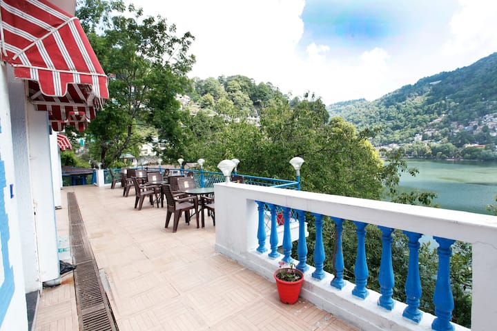 Lake Facing Room In Nainital - Nainital