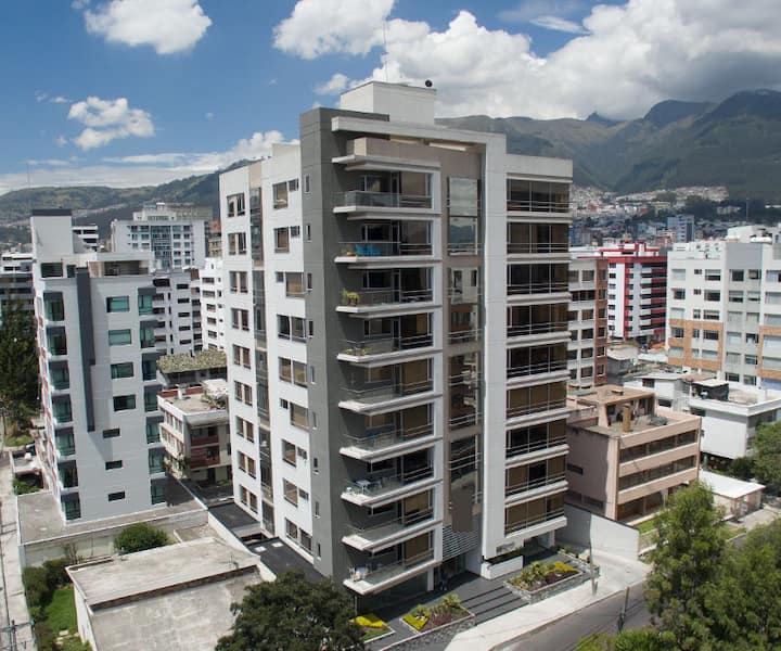 Awake Above The City - Quito