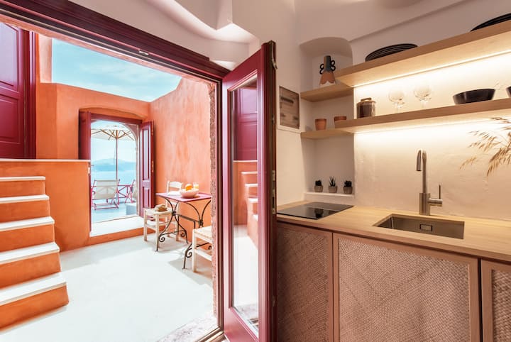 Terracotta Cave House (1) - Cycladic houses (Greece) for Rent in Oia ...