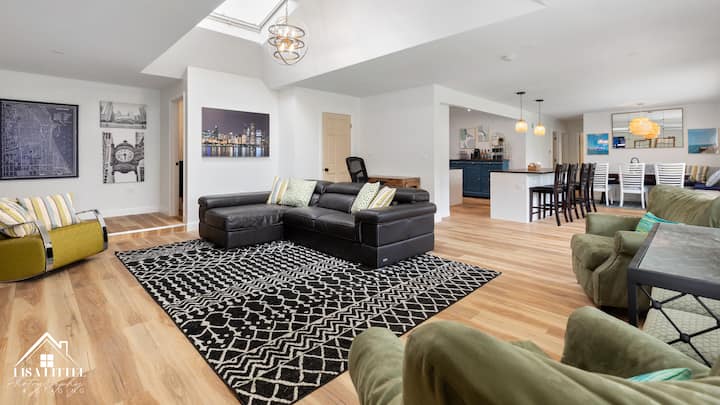 Luxury Ranch Home In Chicago Suburb W/theater - Downers Grove, IL