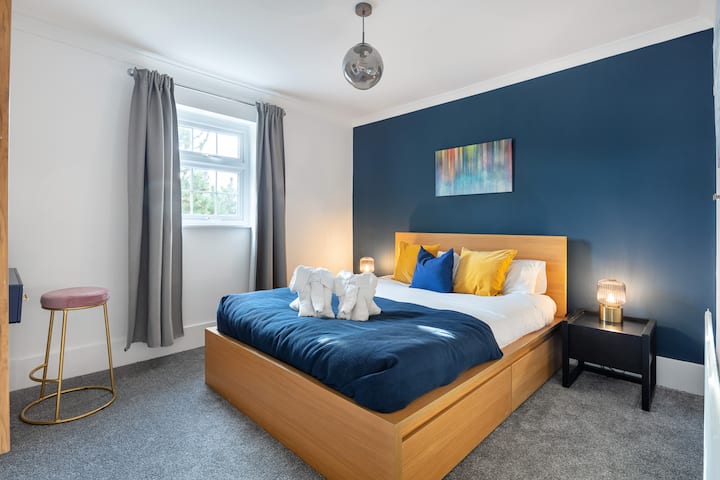 Central Windsor Tranquility 2 Bed Cottage - Maidenhead