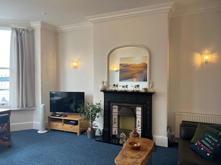 One Queens Gardens, Eastbourne. - Eastbourne