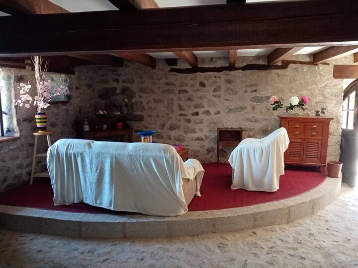 Les Chambres De Solol : Evasion - La Chaise-Dieu