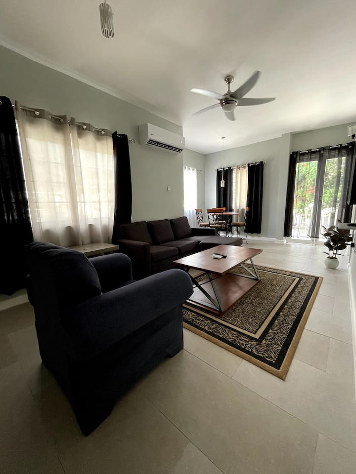 303 Charles-family Two Bedroom - Montego Bay