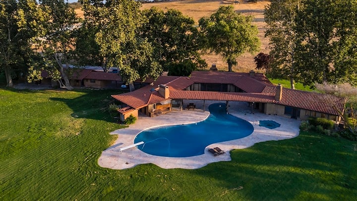Escape To Serenity: The Ultimate Ranch Getaway - Paso Robles, CA