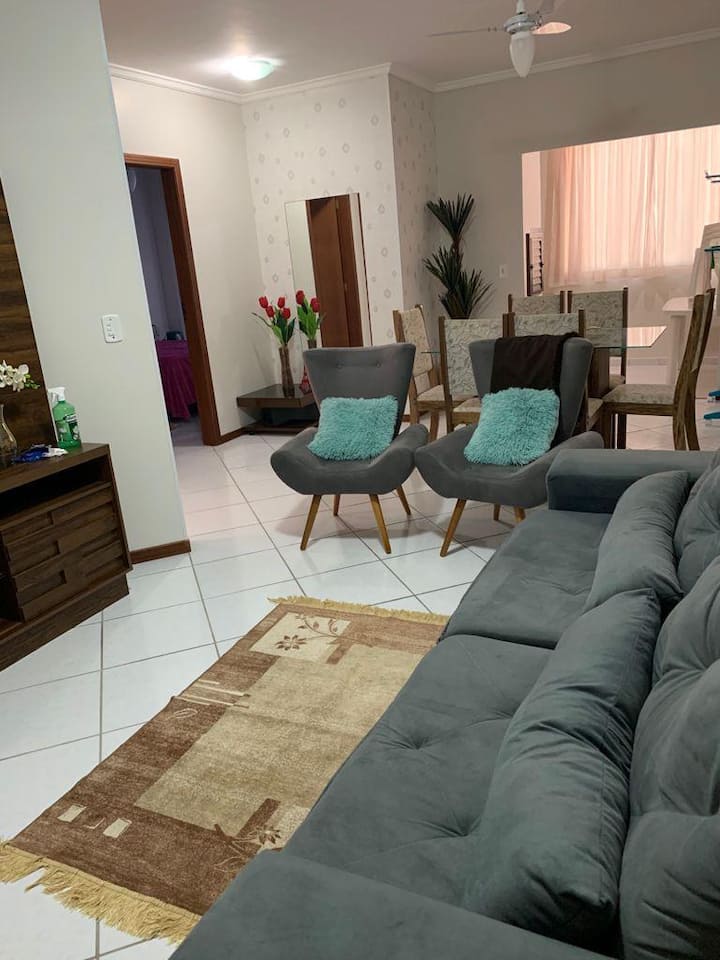 Apartamento Em Meia Praia - Itapema