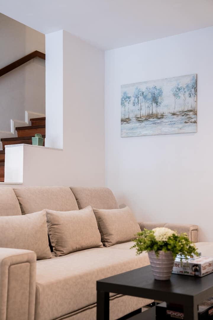 3 Br Spacious Home In Downtown Bangkok Mrt/bts - Bangkok