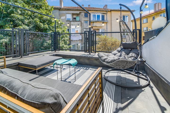 Charming Downtown Apartment With Unique Terrace - Sofia