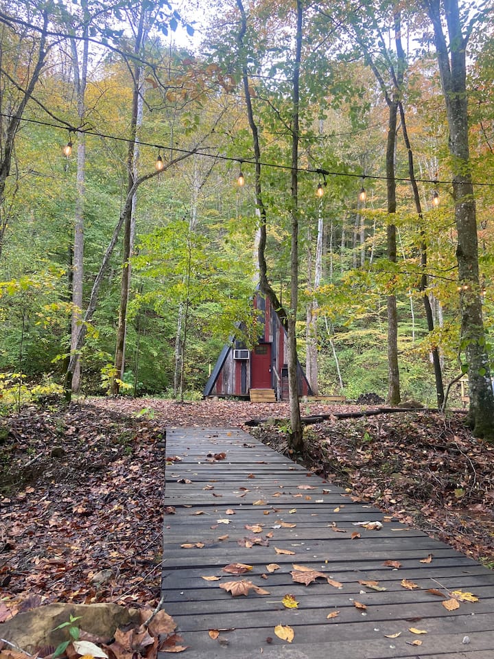 Glamping Cabin By Red River Gorge A-frame W/queen - Menifee County